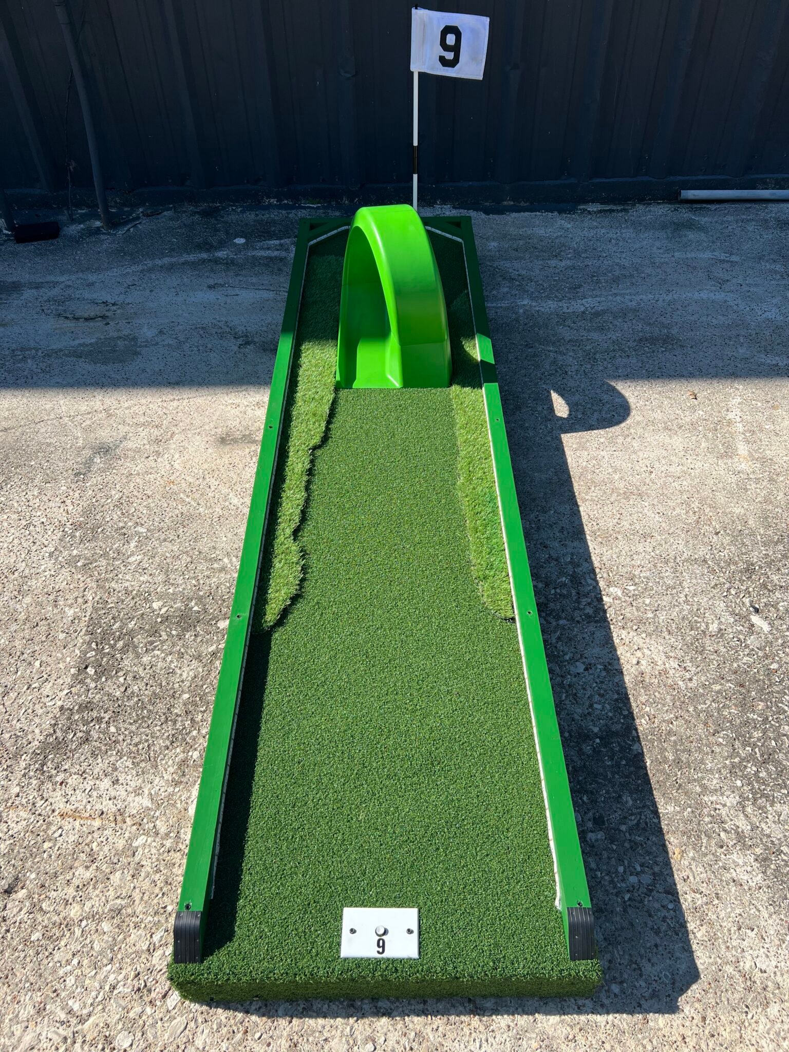 MGG Standard 9-Hole Mini Golf Course Set – MiniGolf Gurus
